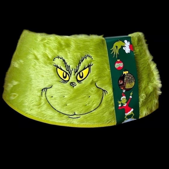 Holiday | New The Grinch Green Fuzzy 268 In Wide Christmas Tree Collar ...